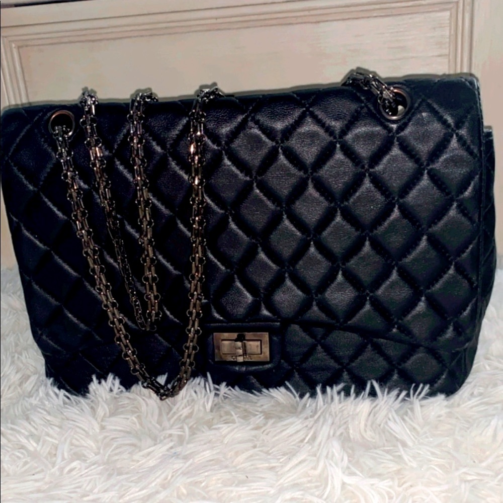 Chanel Authentic Vintage - Gem